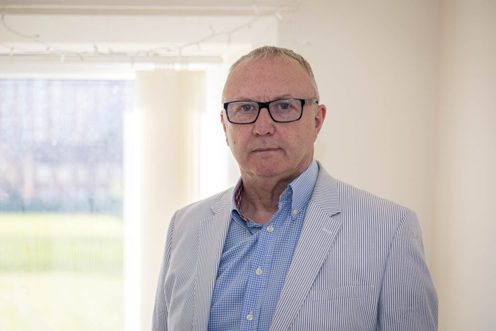 Ex-burglar shares clue that tells thieves your home is easy target