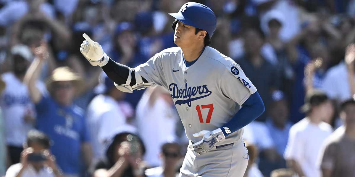 Dodgers’ Shohei Ohtani goes face to face with heckler in Padres game
