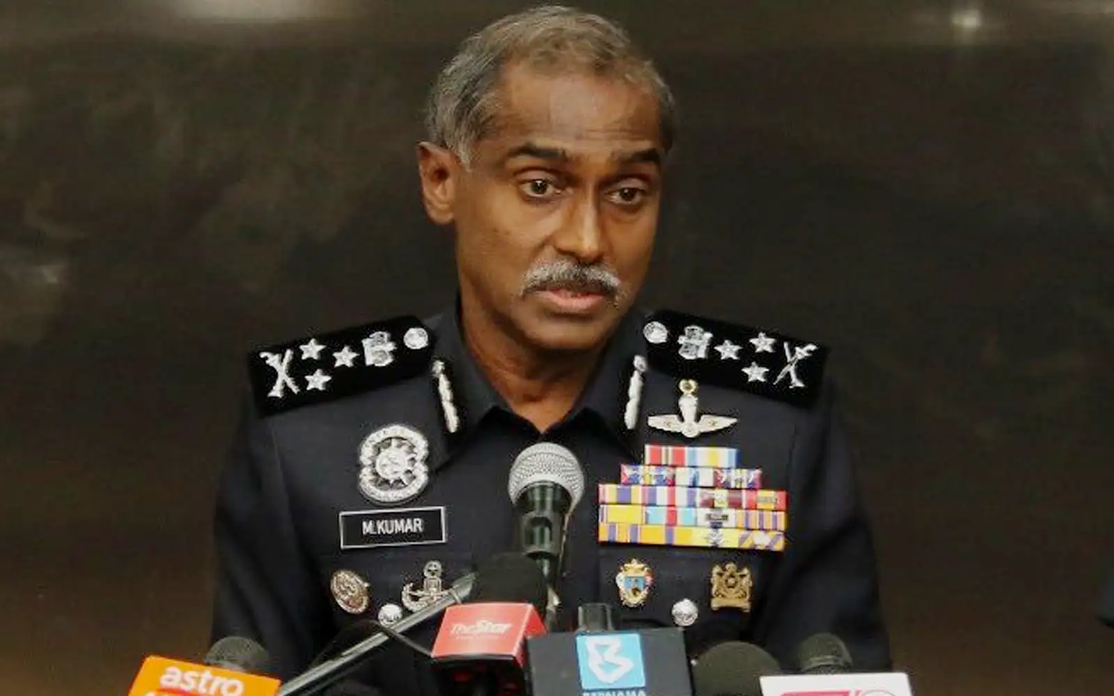 85 nabbed in nationwide raids on illegal gambling call centres
