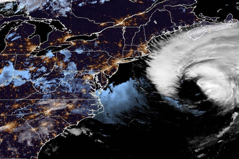Erin becomes post-tropical cyclone with U.S. beaches still dangerous