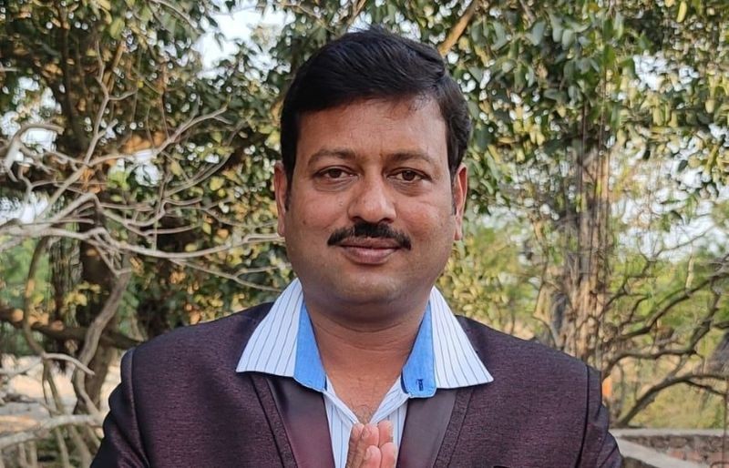 TMC MLA Jiban Krishna Saha tries to flee, throws away phones as ED raids him in Bengal ...