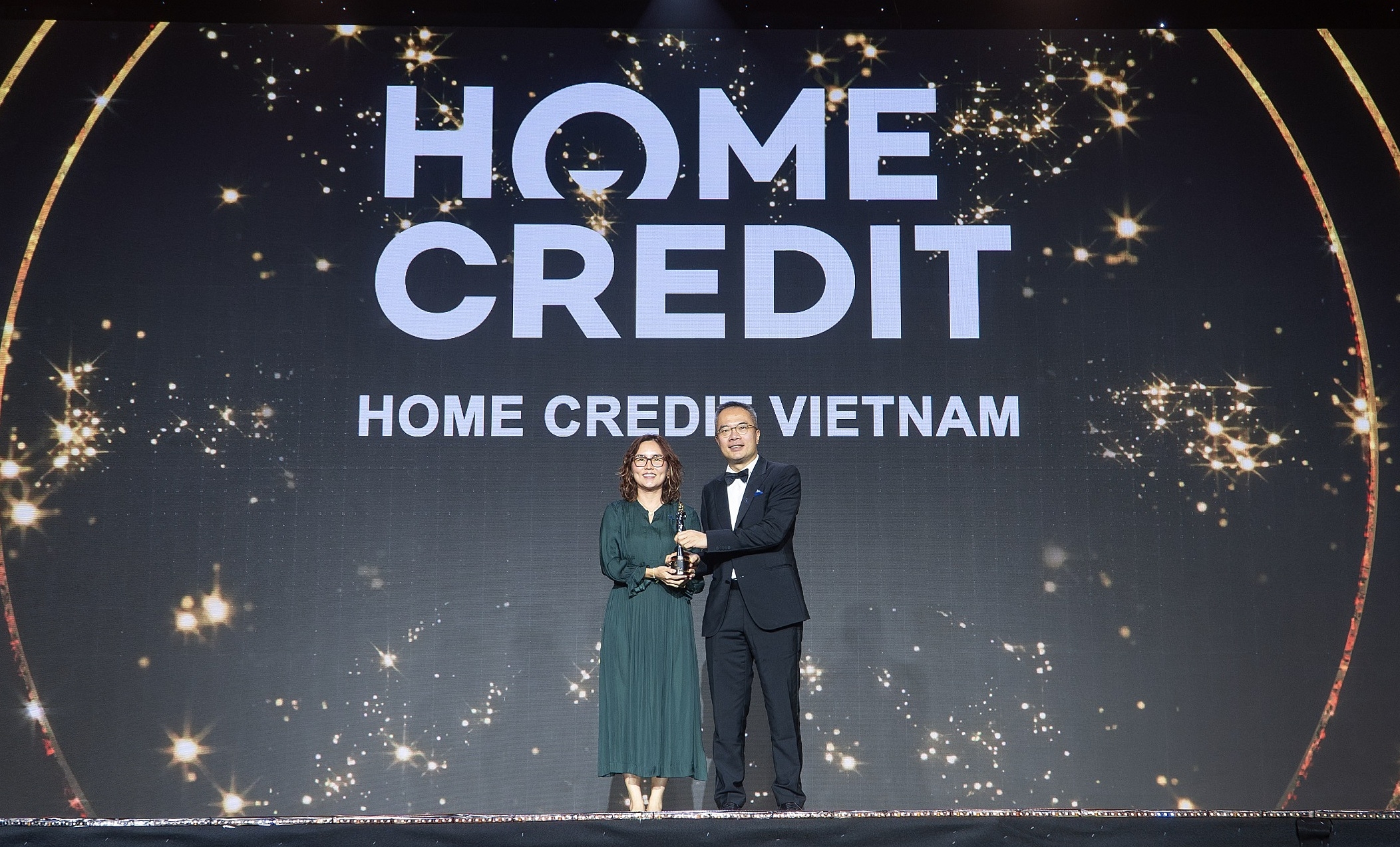 Home Credit vào top 'Nơi làm việc tốt nhất châu Á' 5 năm liền