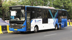 Demo di DPR, Transjakarta Lakukan Pengalihan Rute dan Hentikan Beberapa ...