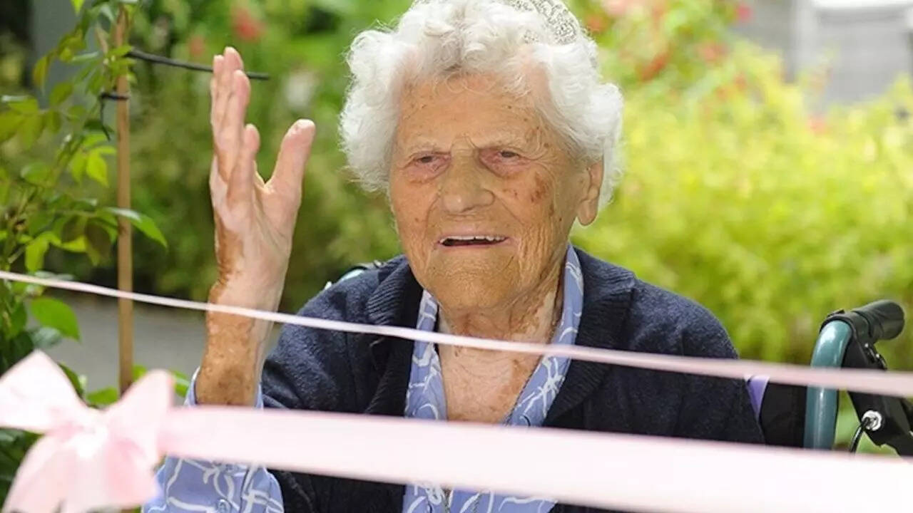 World’s oldest woman at 116 becomes living witness to a century of ...