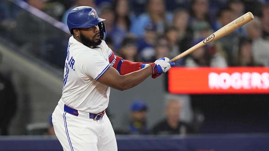 Blue Jays Magic Number Stalls After Loss, Yankees Victory over White Sox