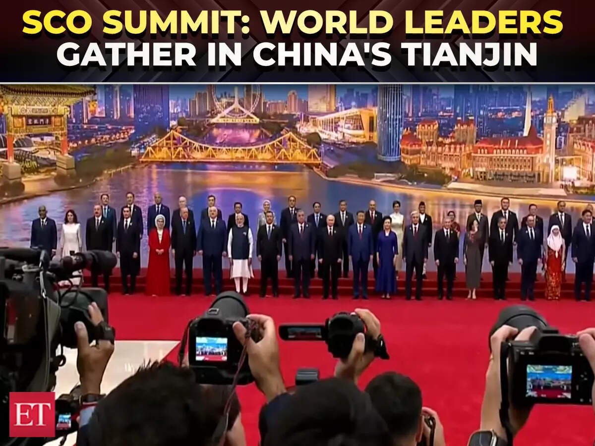 SCO summit reception: PM Modi meets global leaders, poses for group ...