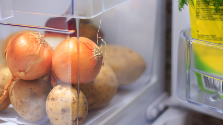 Use An IKEA DIY To Get Affordable High-End Potato And Onion Drawers
