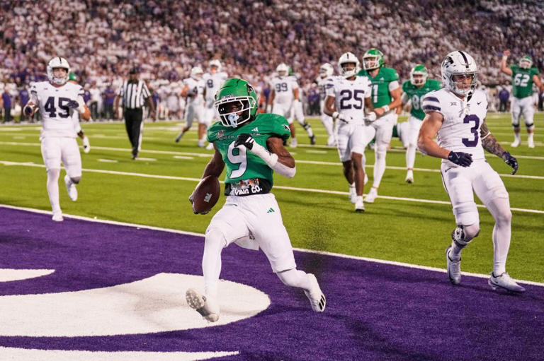 Late TD lifts K-State past North Dakota, 38-35