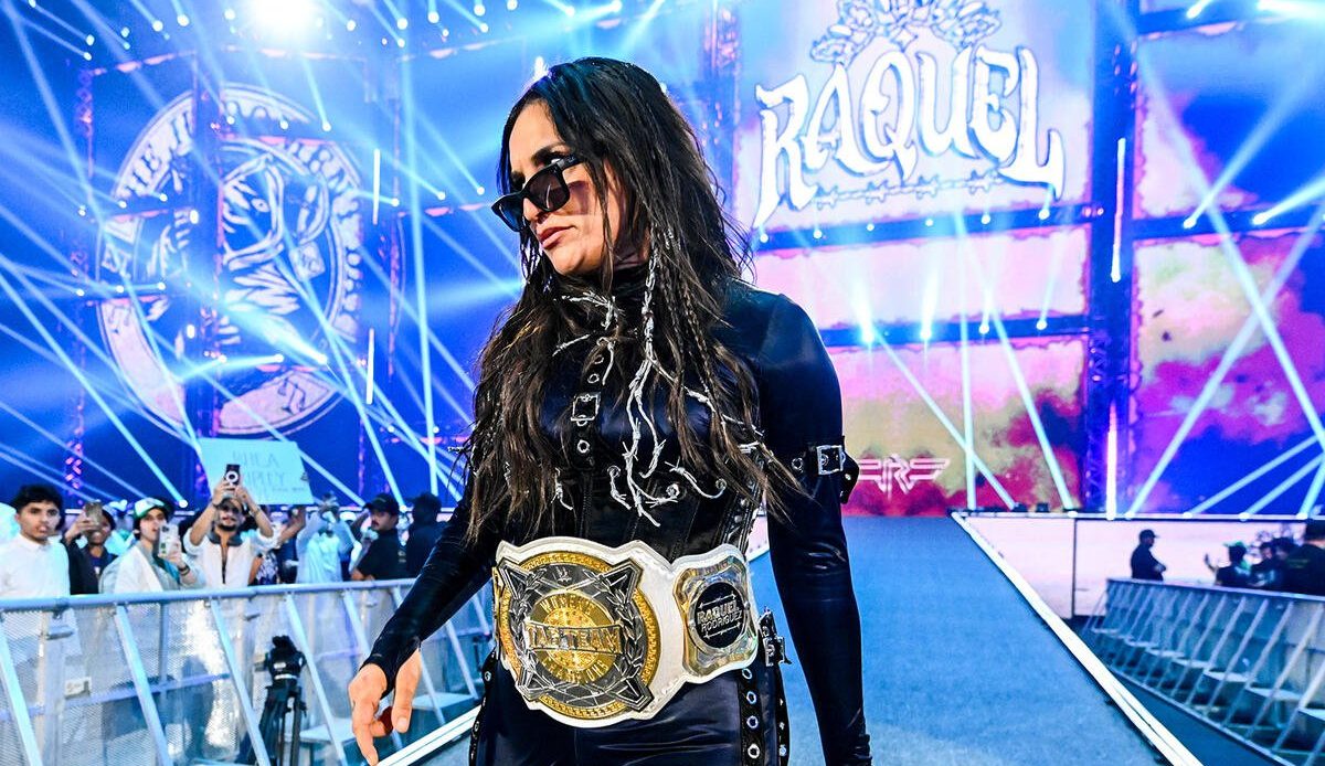 Undertaker hailed for helping WWE stars backstage