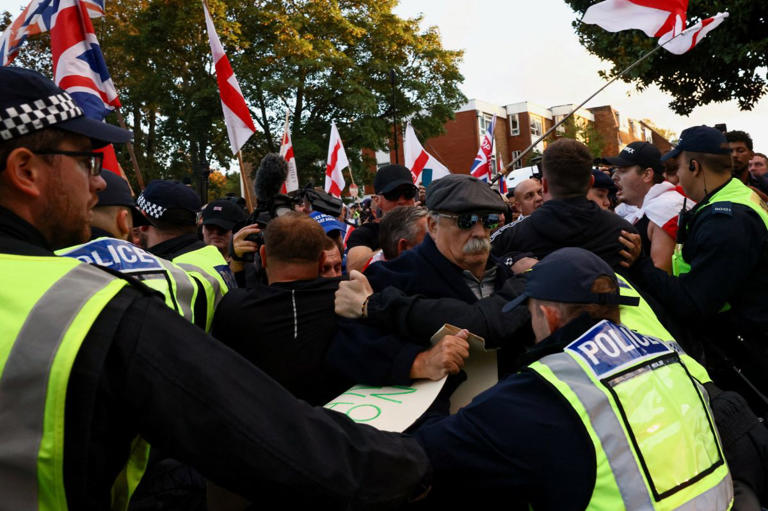 Arrests made in Epping and London after officer punched in ‘aggressive ...