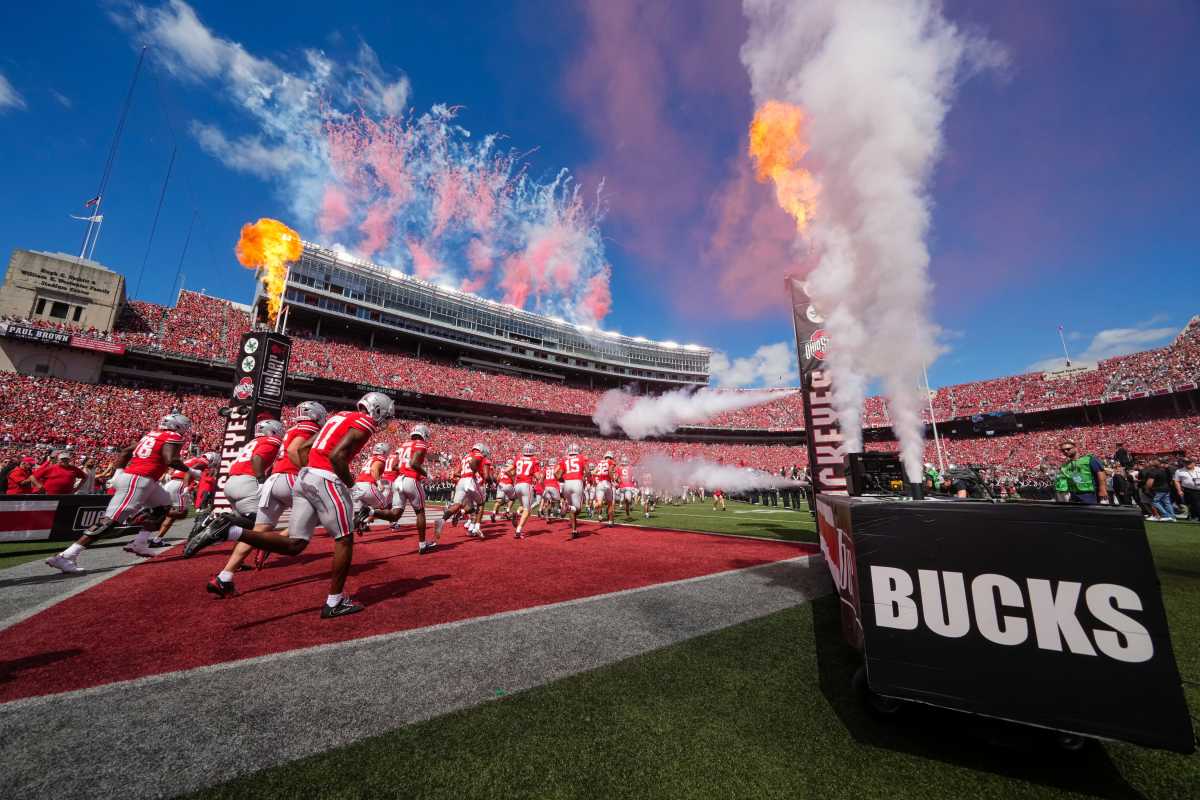 College Football Has New No. 1 Team After Opening Weekend