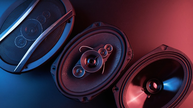 4 Things To Look For When Shopping For New Car Speakers