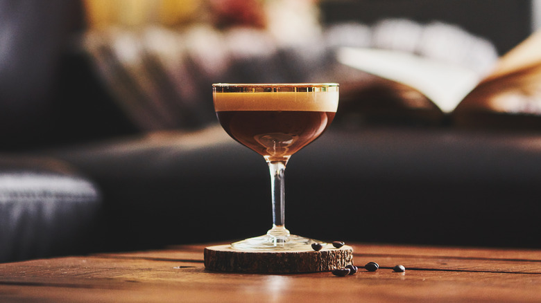 14 Egg White Cocktails For Classic, Frothy Fun
