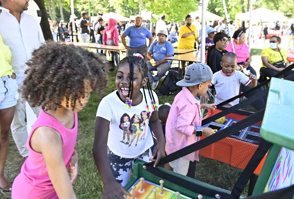 The Ultimate Guide to Fall Festivals for Chicago Families