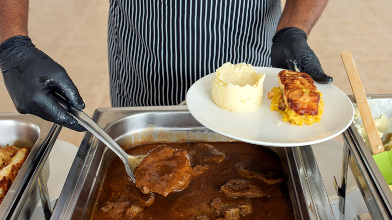 Here's Exactly What's In School Cafeteria Mashed Potatoes