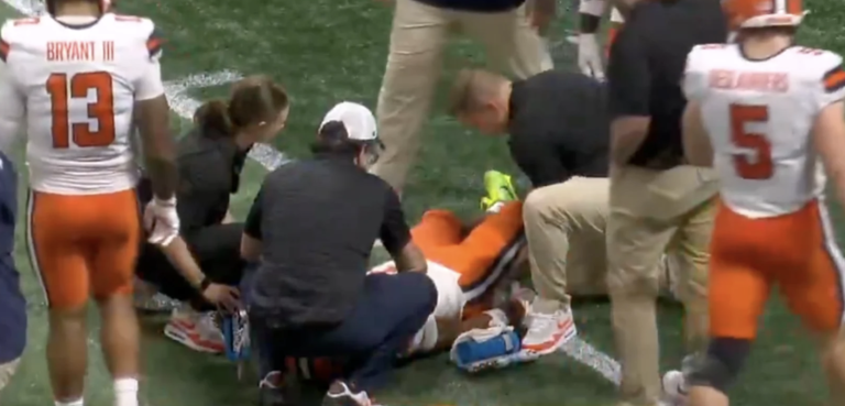 Two Major College Football Programs Accused Of Faking Injuries Week 1