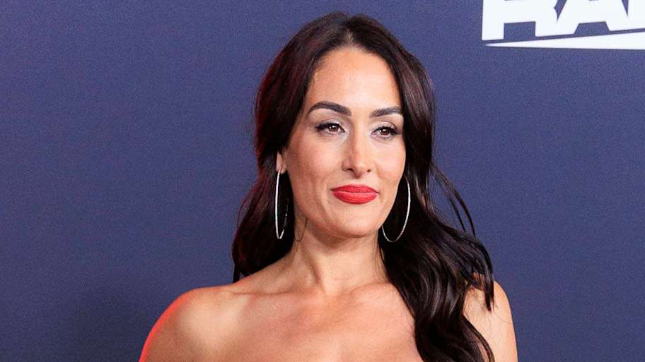Nikki Bella Discusses Becky Lynch Before The Man, Respect For Divas Era ...