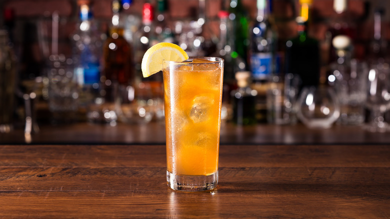 14 Drinks You Should Think Twice About Ordering At A Bar, According To ...