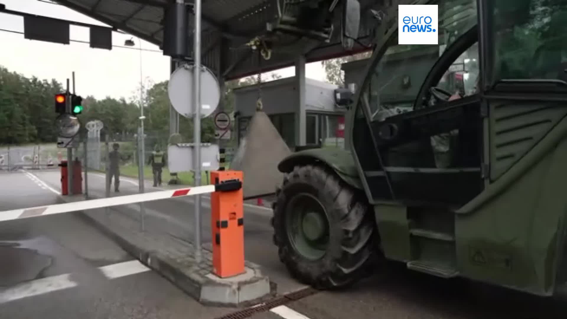 Lithuania installs 'dragon's teeth' fortifications along its border ...