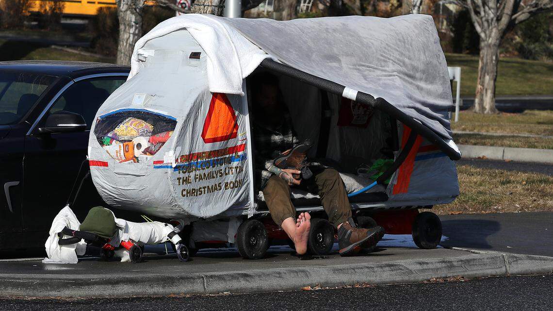 Homelessness risk for Tri-Cities families climbing. What's being done?