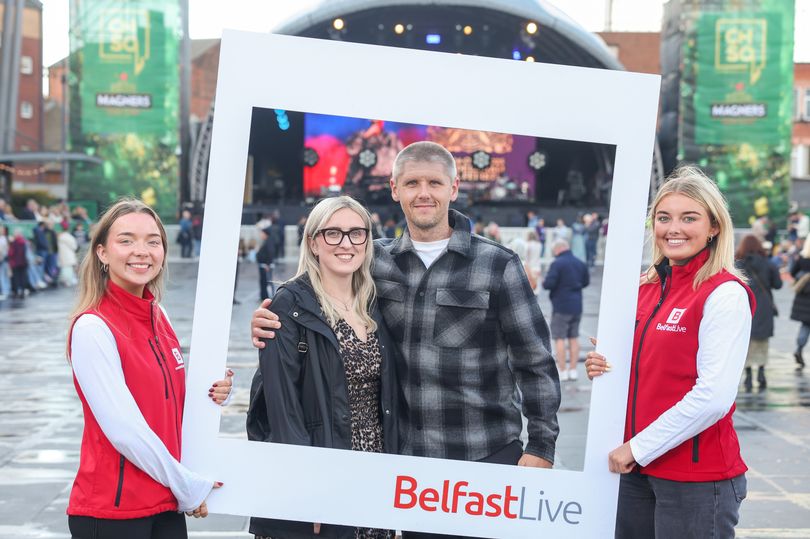 David Gray CHSq 2025 in pictures as fans enjoy world-class gig in Belfast