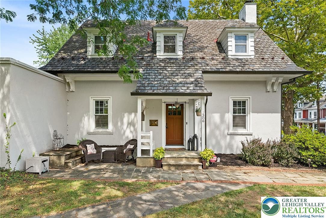 1910 Colonial in Bethlehem, Pennsylvania with Modern Upgrades & a Private Garden Oasis: Classic ...