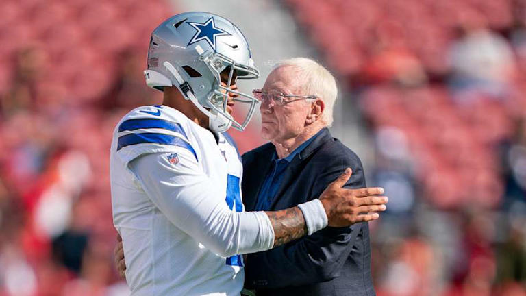 Jerry Jones puts extra pressure on Dak Prescott after Parsons trade