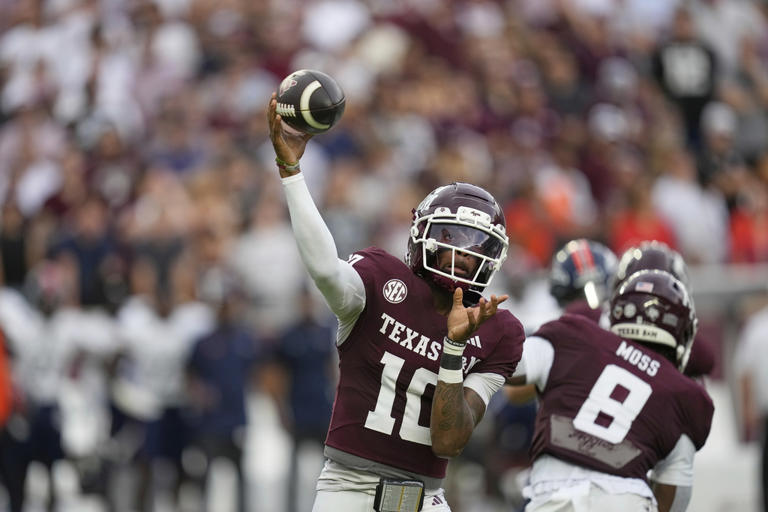 Reed's career-high 4 TD passes and Concepcion's strong debut lead Texas ...