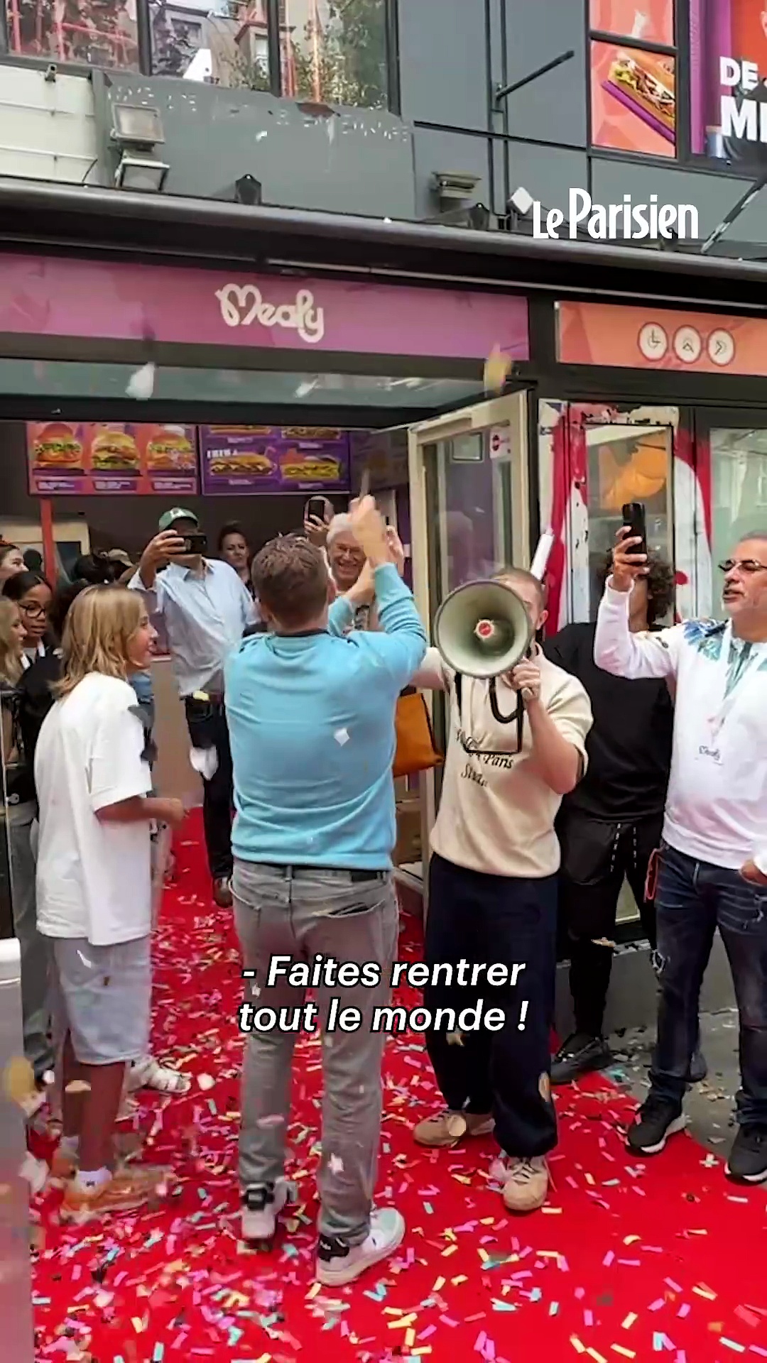 Michou débarque avec ses burgers à Paris