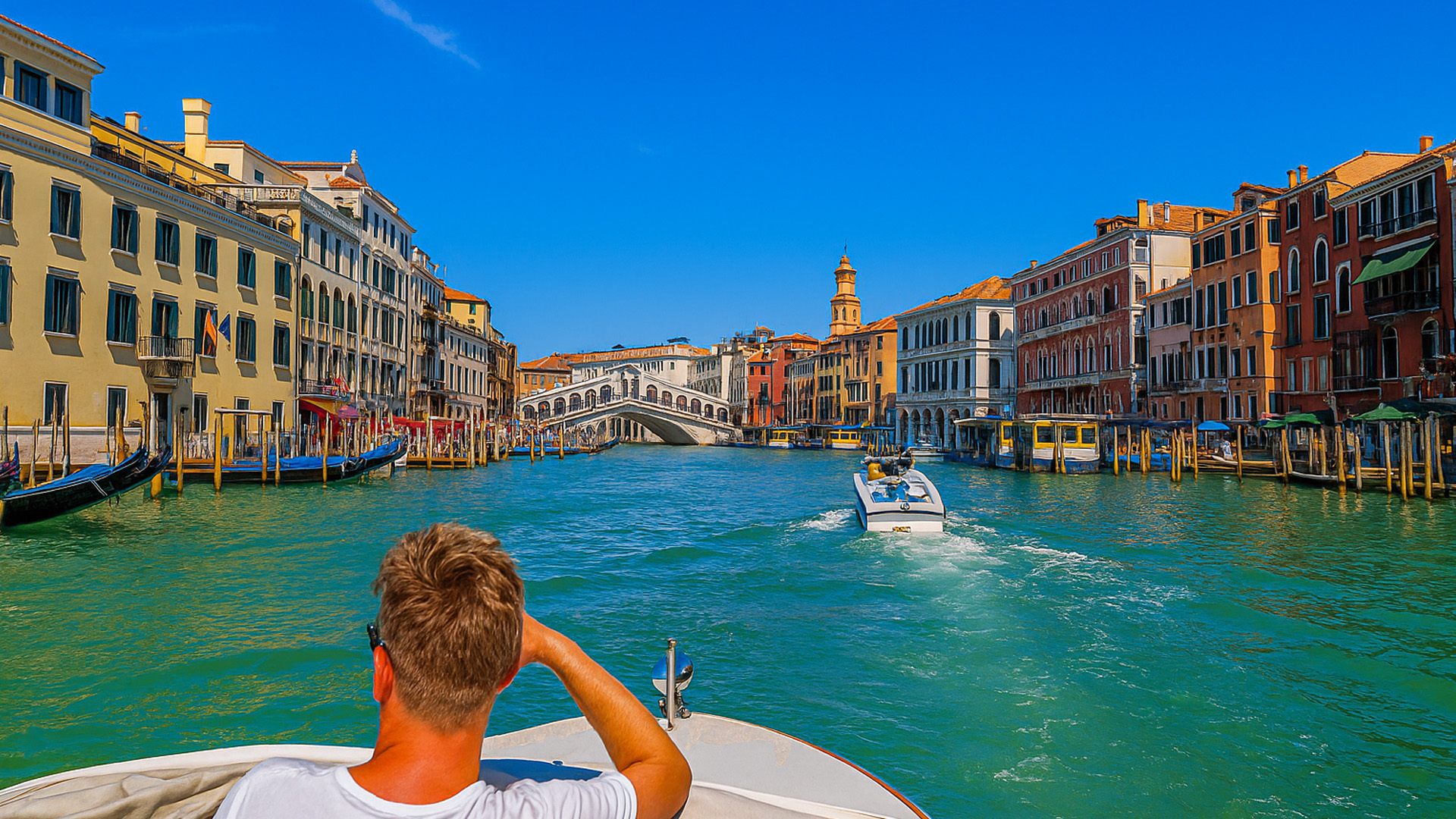Venezia: tour privato in barca tra i canali storici (4K)