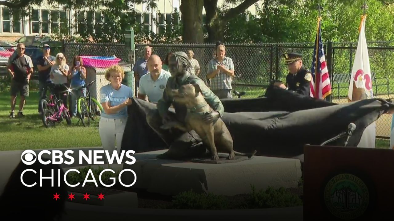 Statue dedicated to fallen Chicago police Officer Ella French