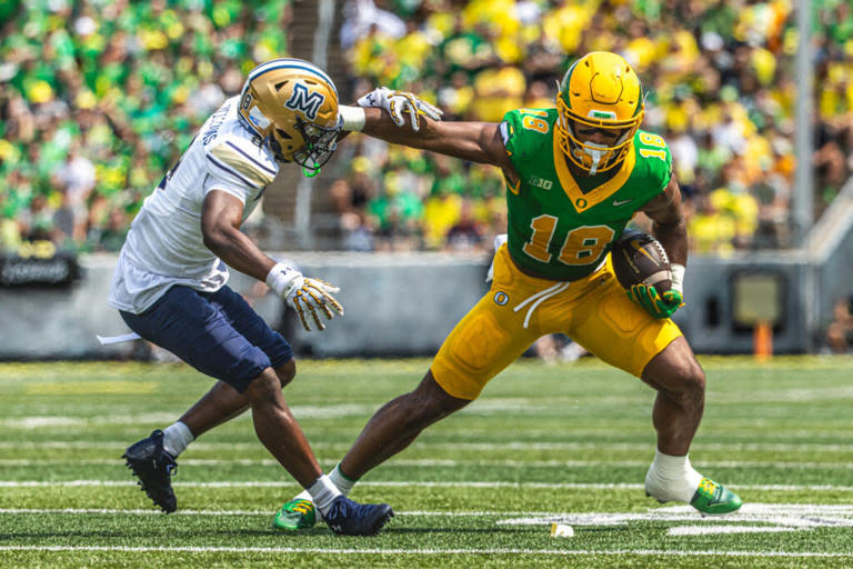 Photo Gallery: No. 7 Oregon vs. Montana State