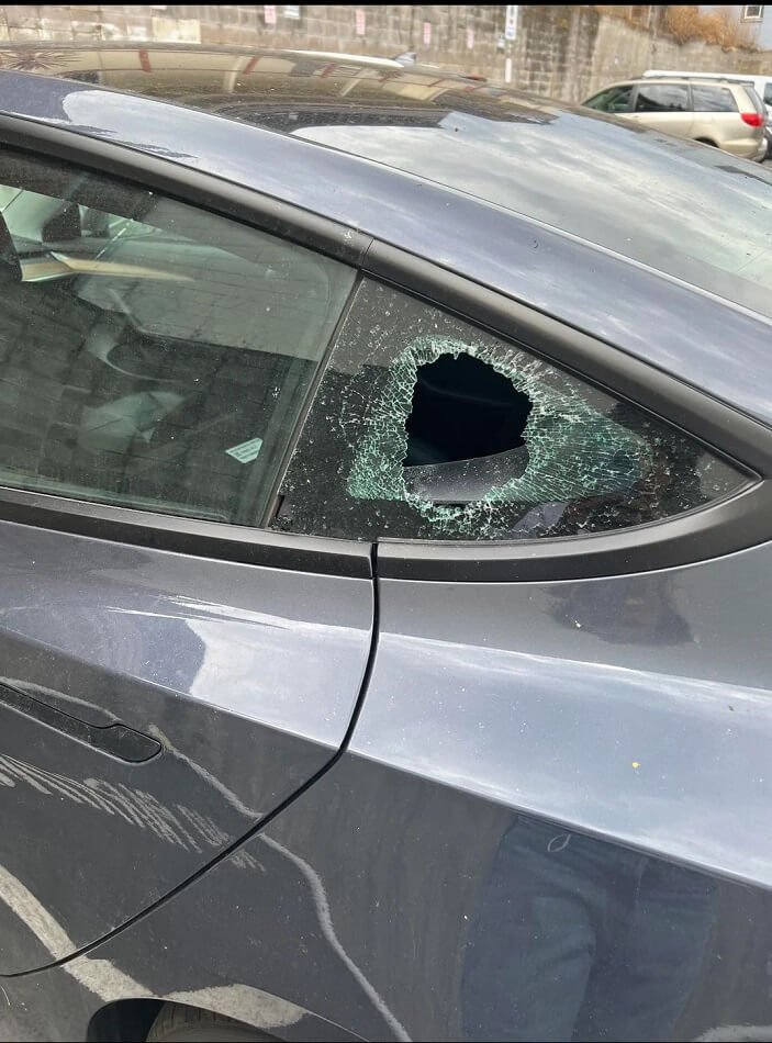 Tesla owner shares photo after returning to concerning scene in parking ...