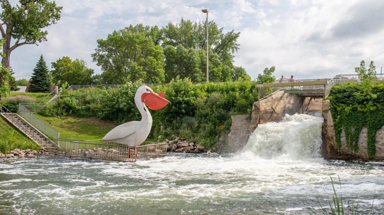 The 'World's Largest Pelican' Is In An Affordable Minnesota Fishing Gem ...