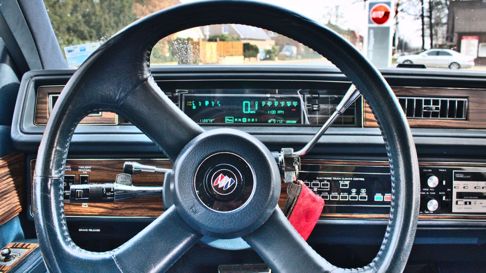 12 car features that made driving more fun until they were banned