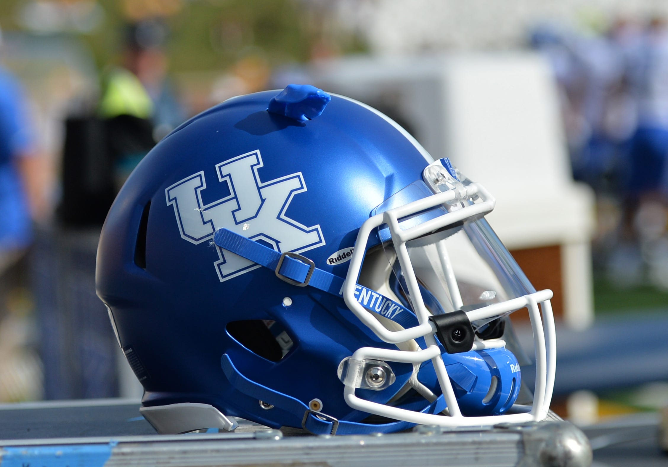 Sebastian Blue recaps his visit with Kentucky coaching staff