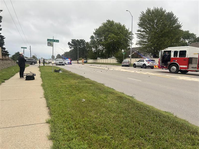 At least two people hospitalized after head-on crash in northeast Lincoln