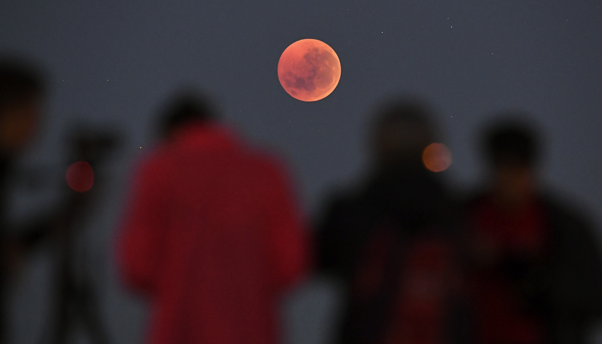 Total eclipse to turn Moon red on September 7