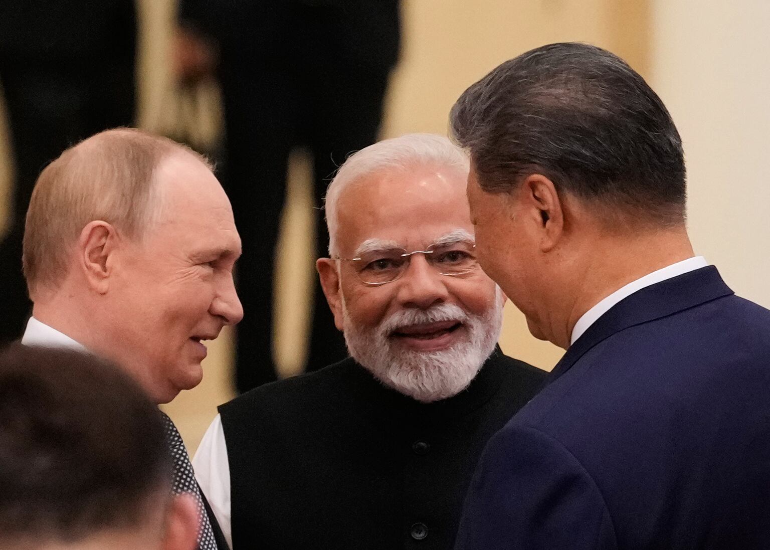 Xi promises £1bn in loans as China pushes creation of SCO development bank