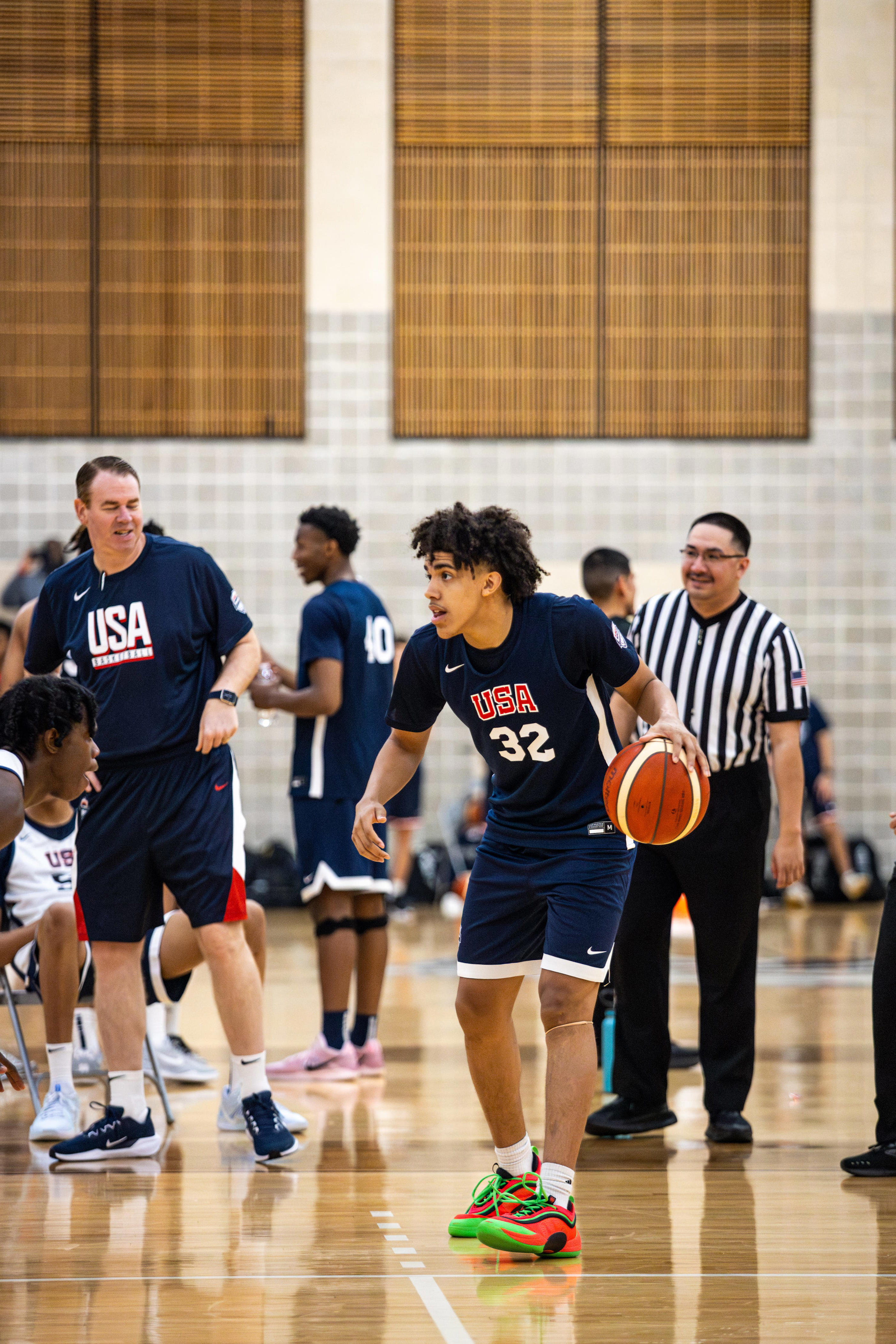 Kansas basketball earns commitment from 2026 5-star point guard Taylen ...