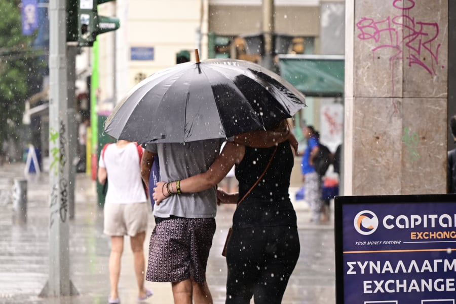 Κλέαρχος Μαρουσάκης: Ερχεται διαταραχή - Το διήμερο με βροχές και ...