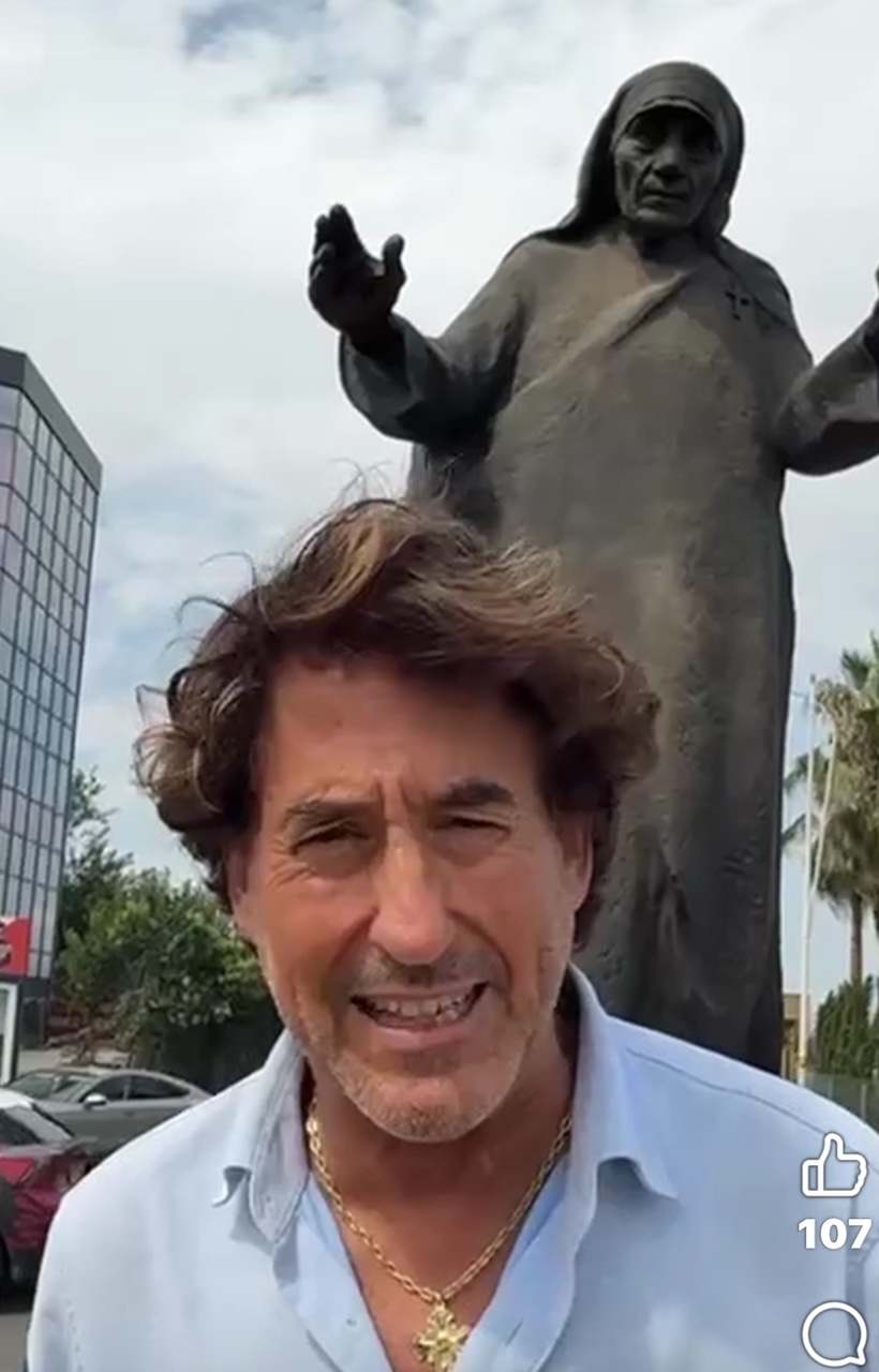 El payaso de Álvaro de Marichalar pide "cárcel" para Pedro Sánchez ...
