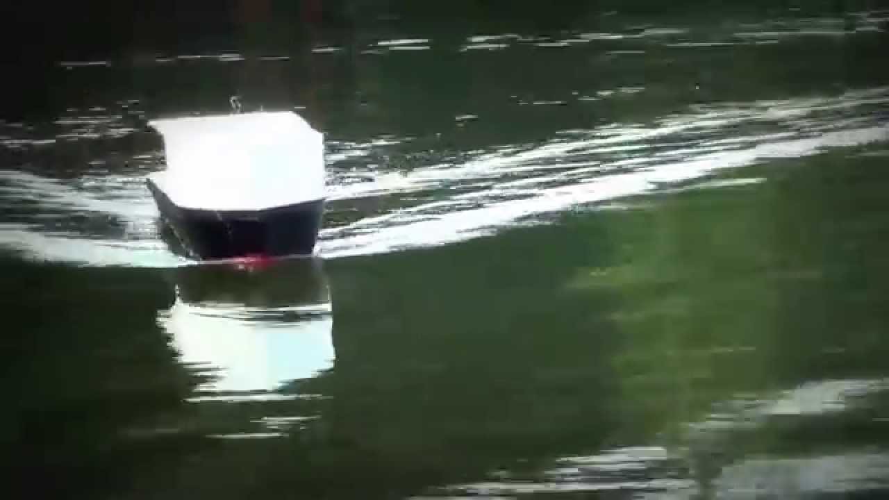 RC Ayapua Riverboat – Balance and Leak Check