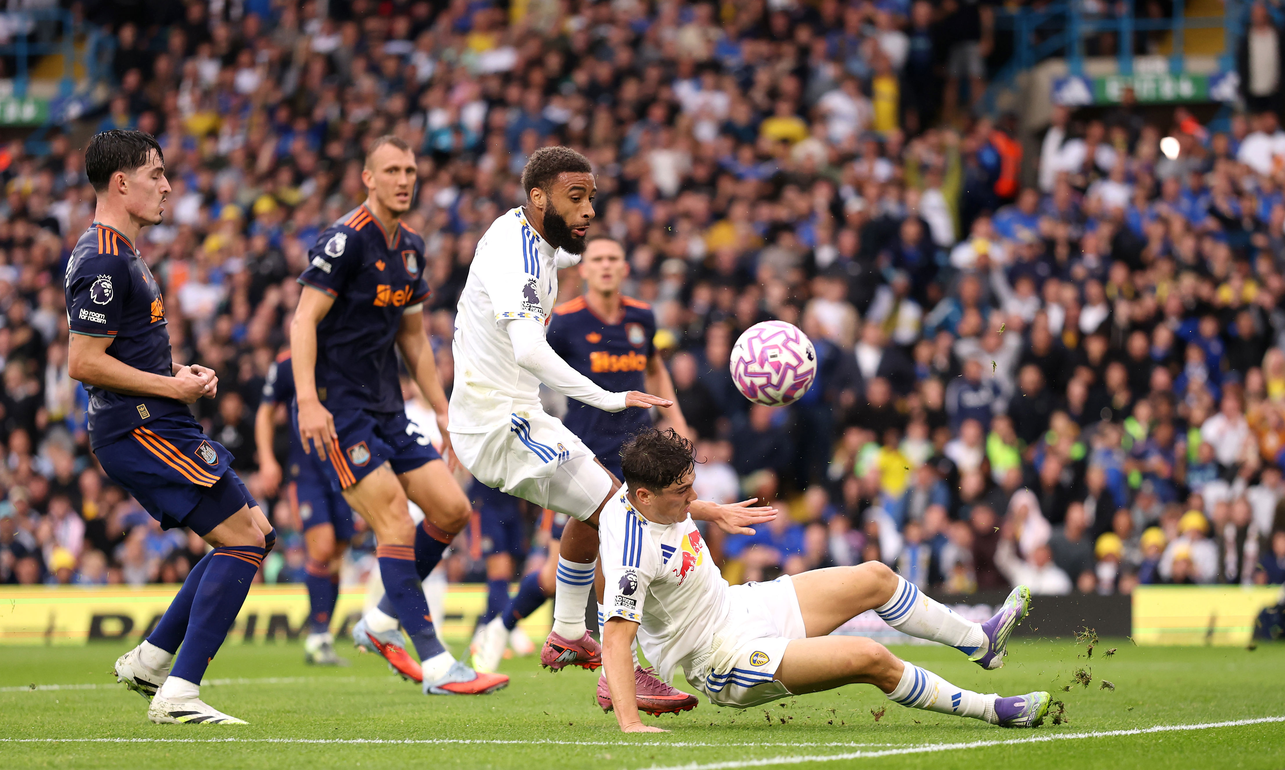 Leeds United fans on Newcastle United offering, new Raphinha ...