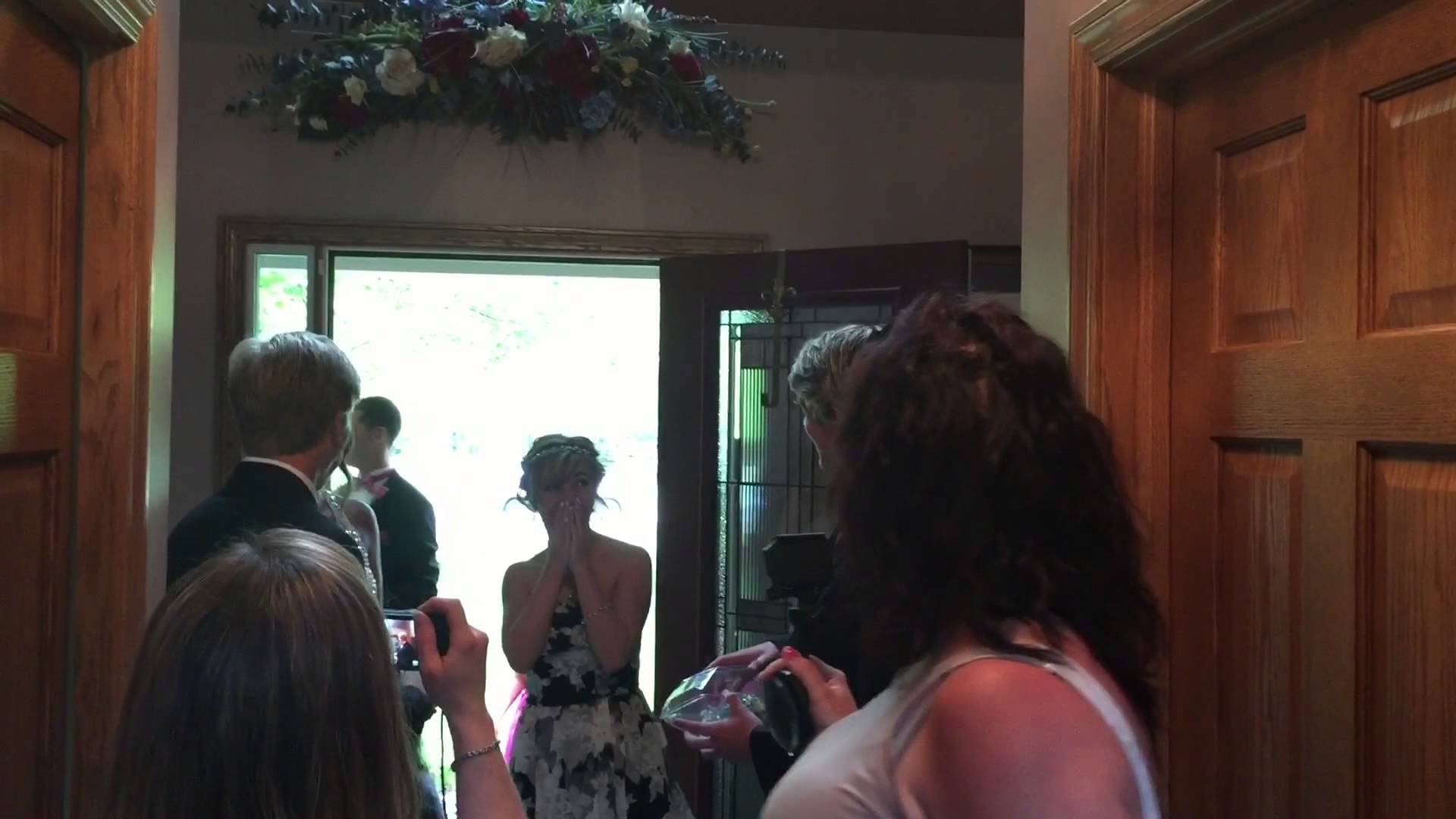 Surprise Prom Night Captured on Camera
