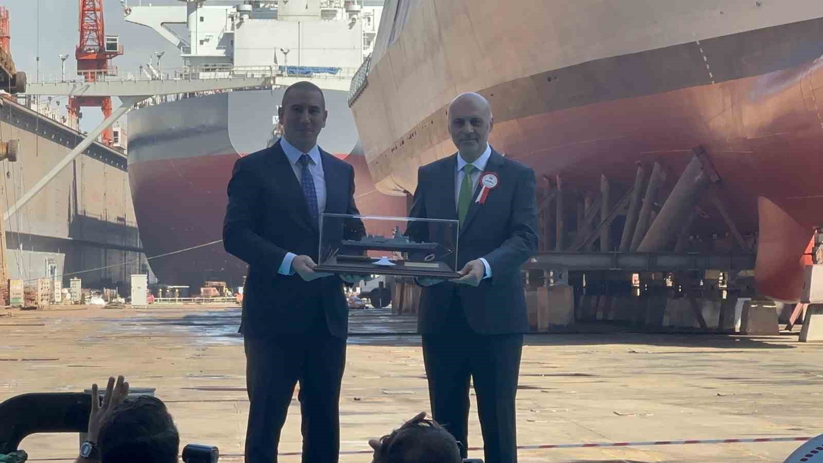 Yalova’da TCG İçel fırkateyni suya indirildi