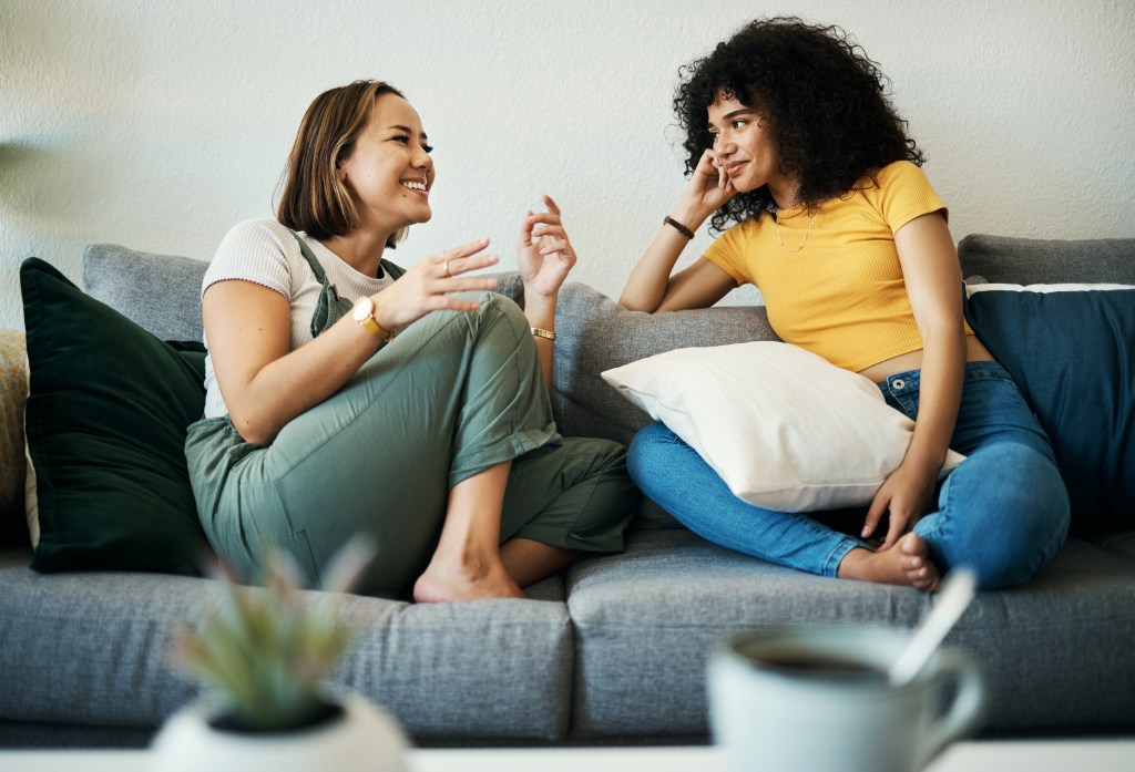 7 signs that someone likes you, according to a psychologist