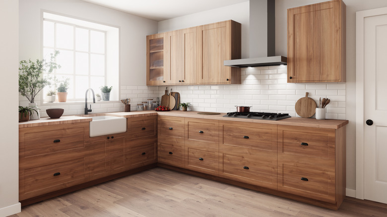 Is Using Polish On Your Wooden Kitchen Cabinets Really A Good Idea?