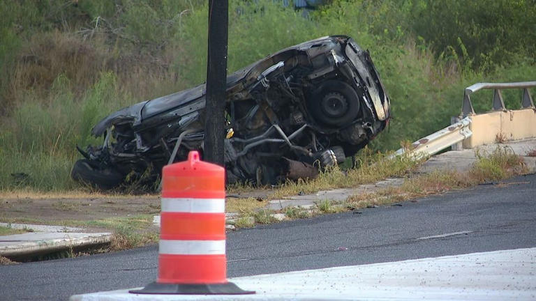Driver dies in high-speed crash as SUV hits pole, bursts into flames