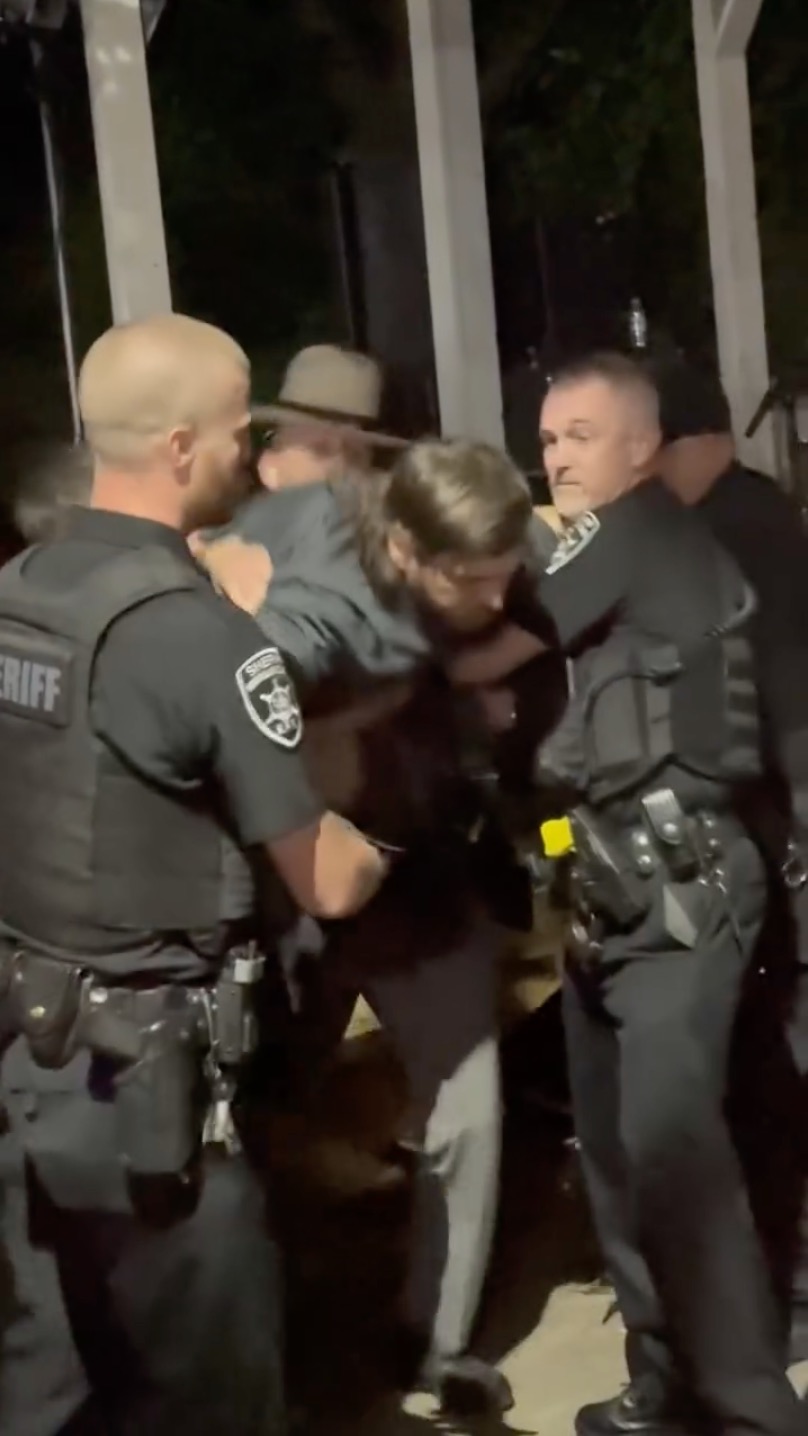 Country singer Bryan Martin removed from stage during NY concert for ...